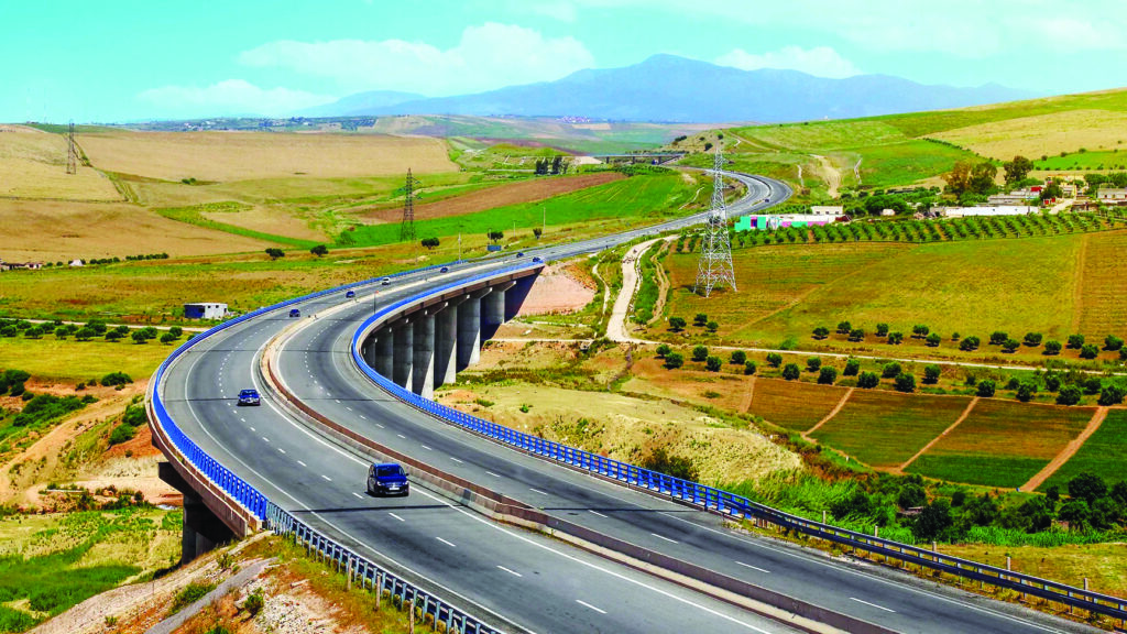 Routes-autoroutes : Le Maroc bientôt totalement relié - La Vie éco