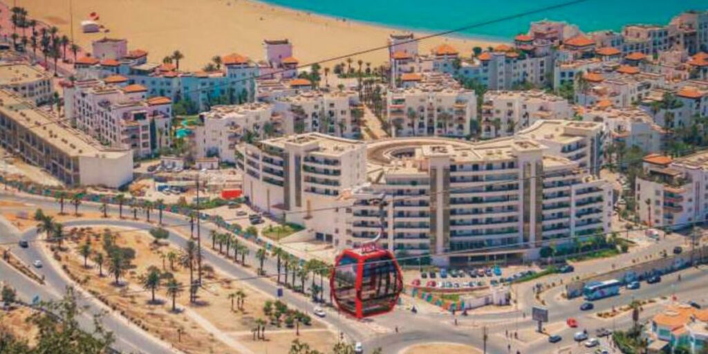 Agadir : Les établissements touristiques font peau neuve - La Vie éco