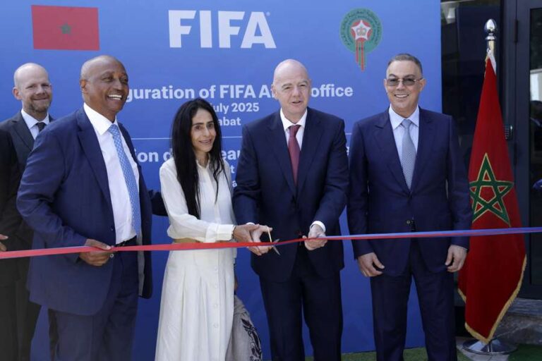 Salé: La FIFA inaugure son Bureau Afrique au complexe Mohammed VI de ...